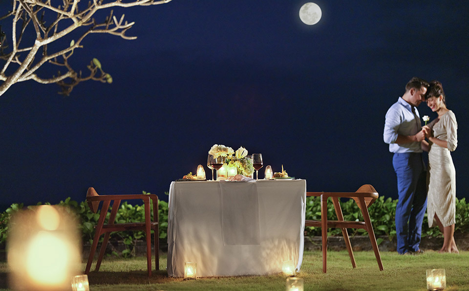 Romantic Dinner | Maya Sanur Resort & Spa