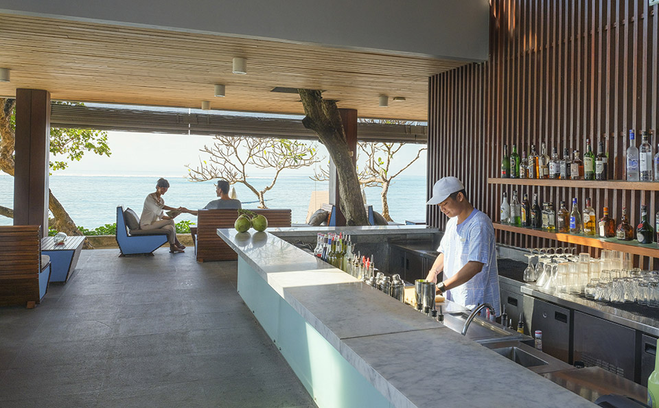 Tree Bar | Maya Sanur Resort & Spa